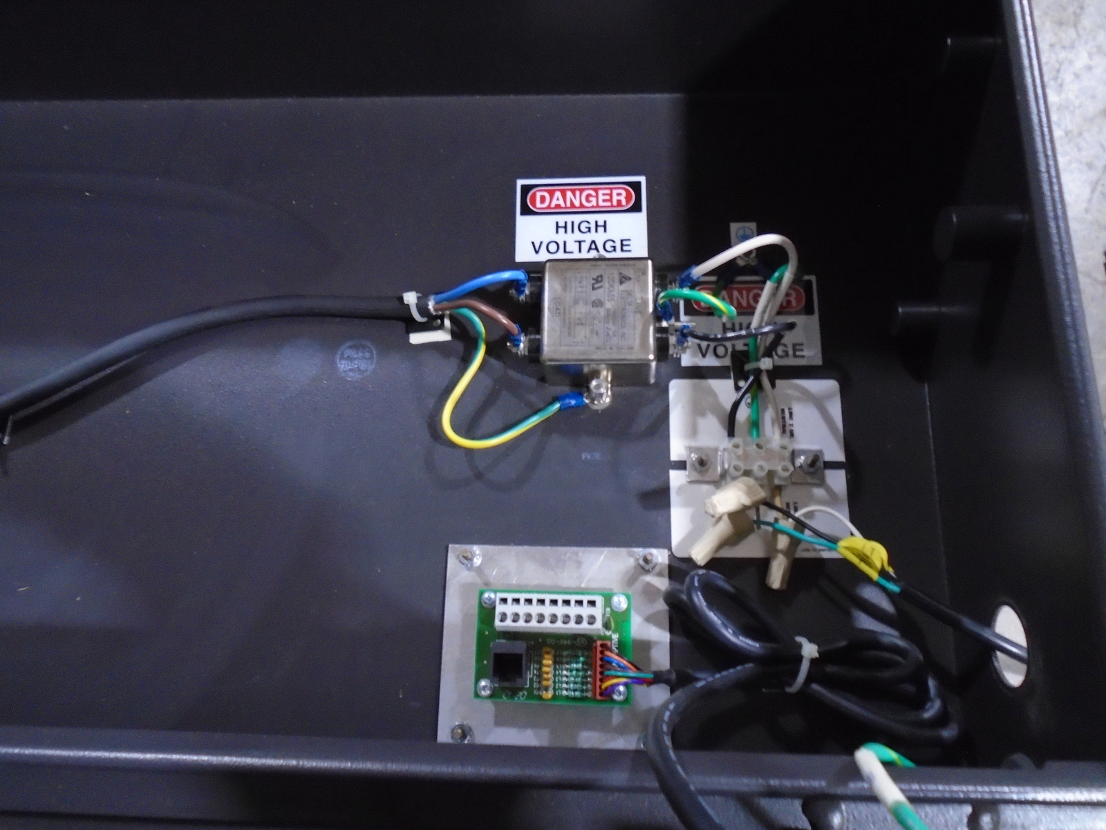 ALLEN BRADLEY 2706-P74CN2 SERIES B INVIEW MESSAGE DISPLAY 1 TO 4 LINE ...