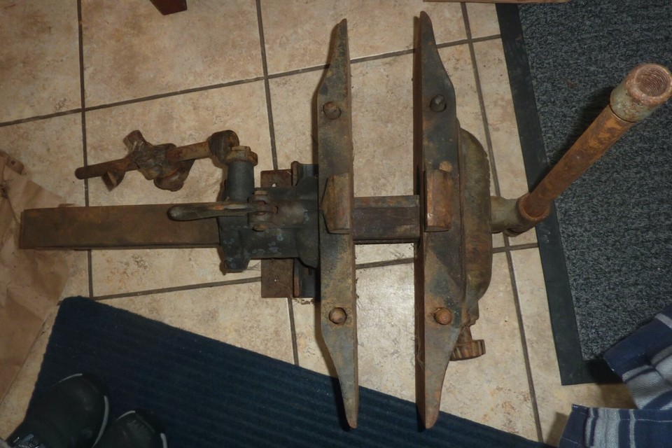 Emmert Turtleback Pattern Makers Vise | eBay