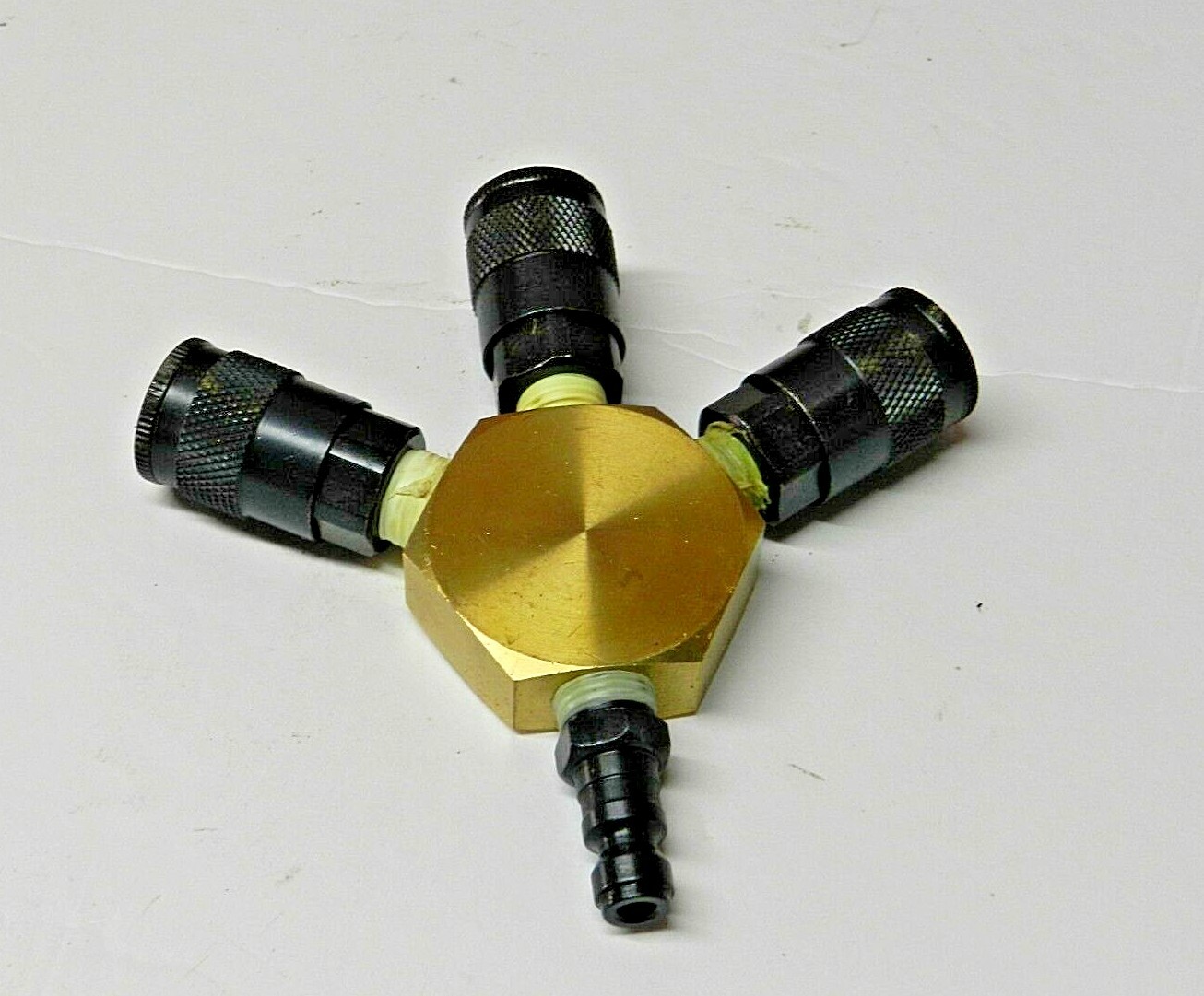 1/4" Round Manifold kit- with-3 outlet- Automotive Style | eBay