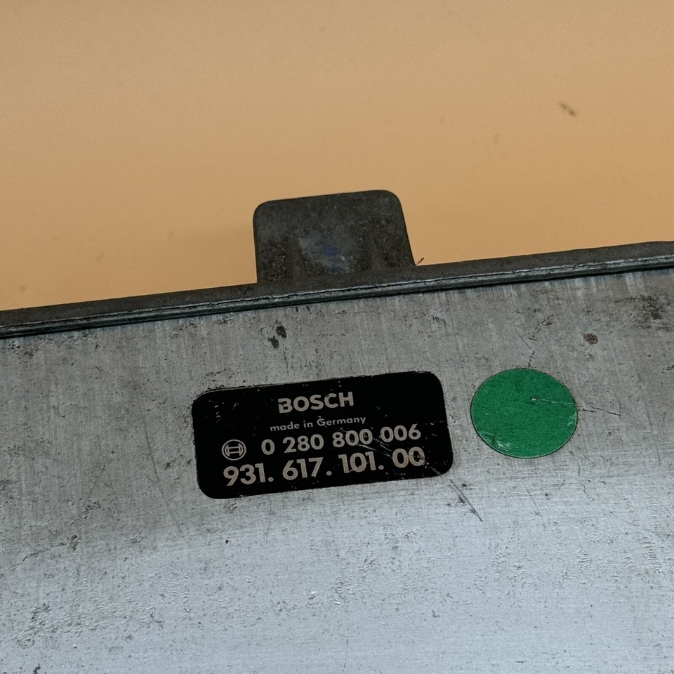 Porsche 911 ECU DME Engine Control Unit BOSCH 0280800006 93161710100 ...