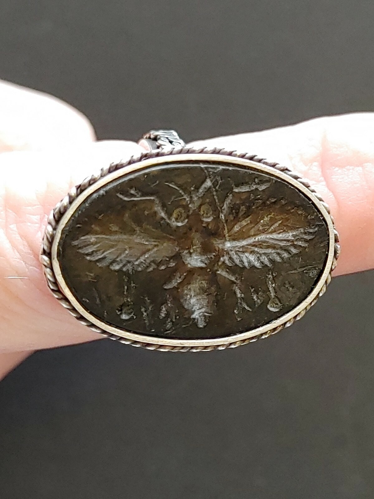 Antique Reverse Imprinted Intaglio 950 Honey Bee Ring… - Gem