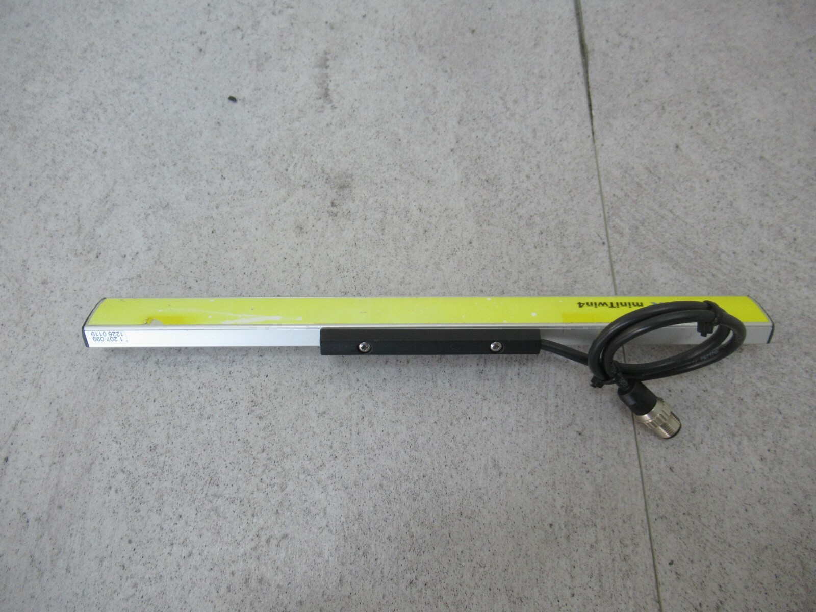 Sick 1207099 Safety Light Curtain 300 Mm Mini Twin SICK C4MT ...