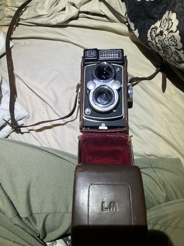 Vintage Yashica-Mat EM TLR Camera Yashinon Lenses 80mm F3.2/3.5 with ...