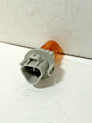 Toyota Lexus Nissan Headlight Turn Signal Bulb 26243-5HA0A, 90075-60083 ...