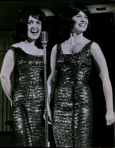 LG858 '65 Original Photo BARBARA HASSELBERG Miss Minnesota Sister ...