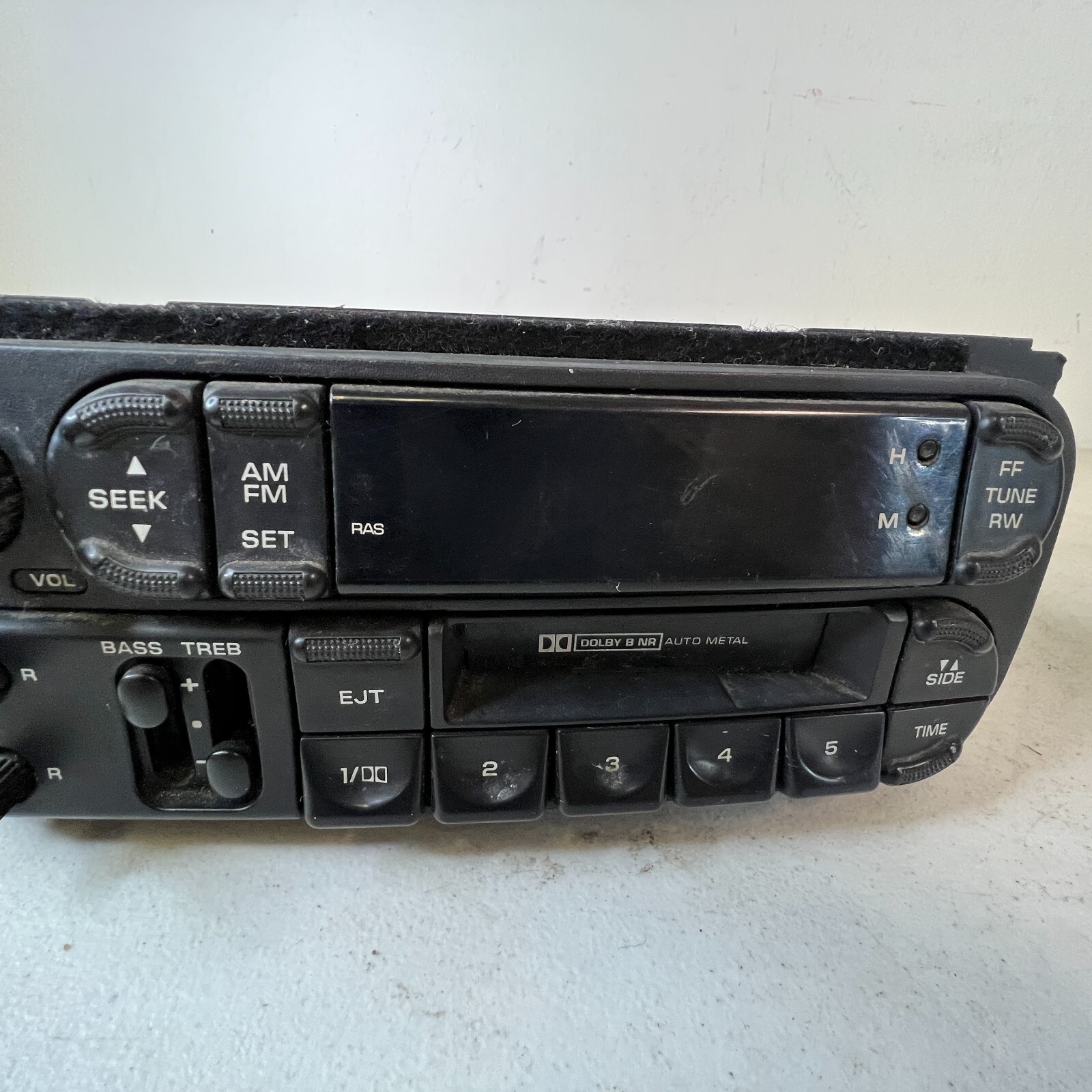 GENUINE DODGE CHRYSLER RADIO CASSETTE TAPE PLAYER P56038931AB RAS OEM ...