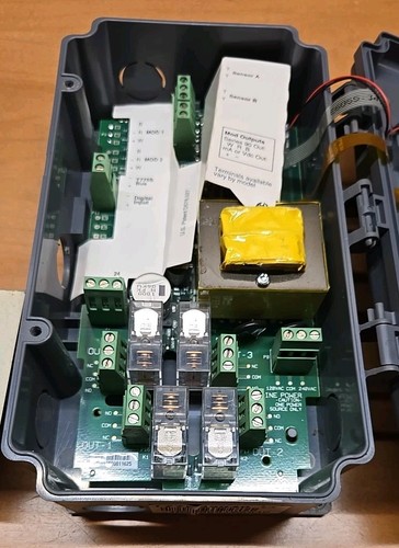 HONEYWELL T775B2040 ELECTRONIC REMOTE TEMPERATURE CONTROLLER #2 bmc 23 ...