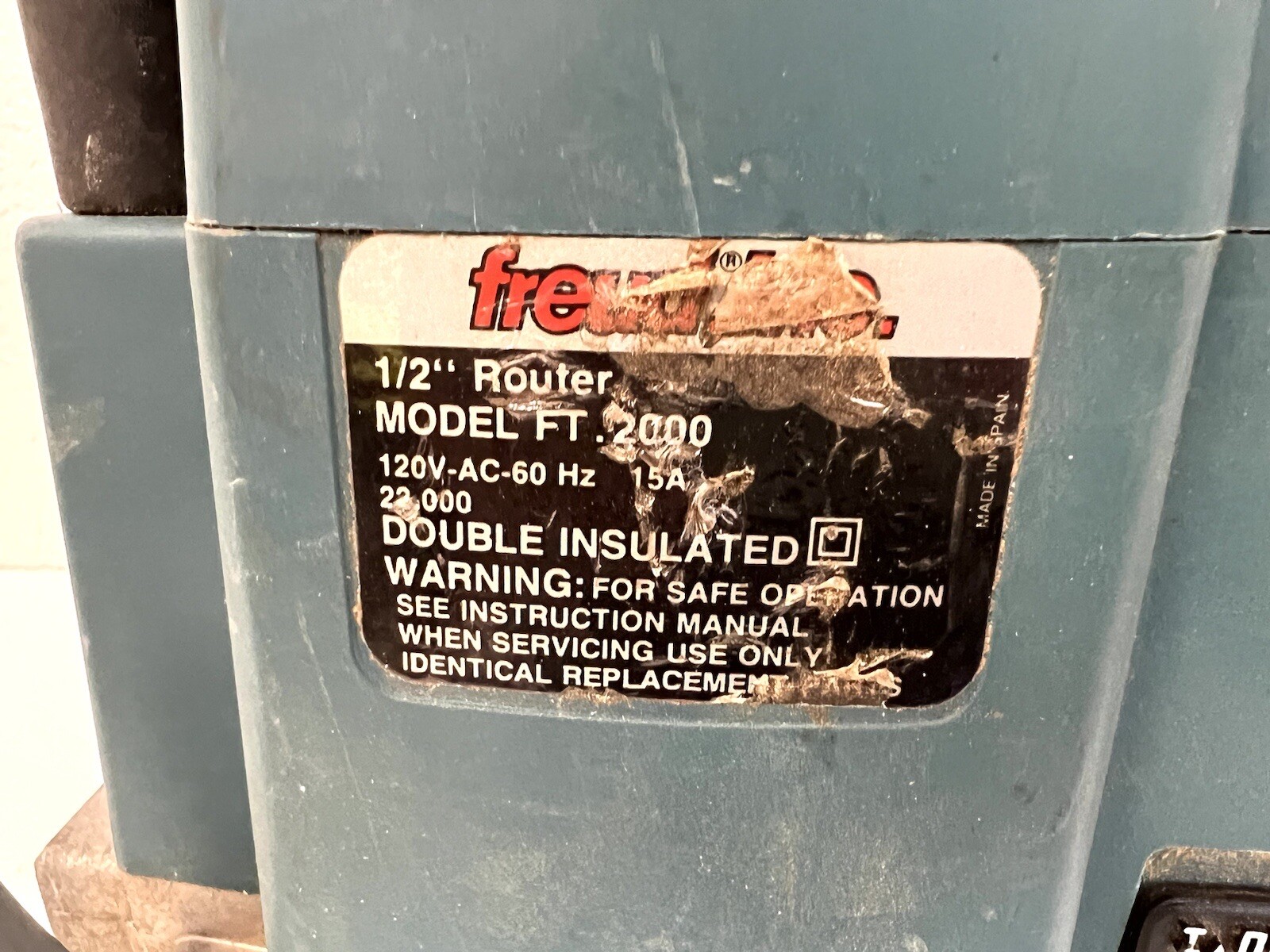 Freud FT2000E 3-1/4 HP Electronic Variable Speed Plunge Router - Black ...