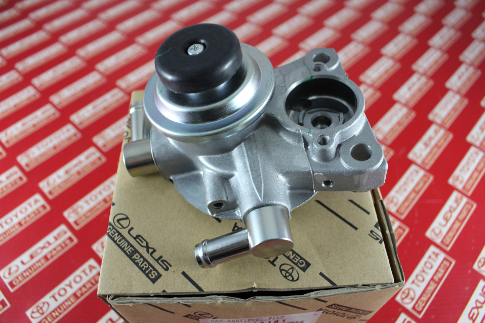 Toyota Land Cruiser 91-97 HDJ80 HDJ81 1HDT OEM Fuel Filter Cap Assy ...