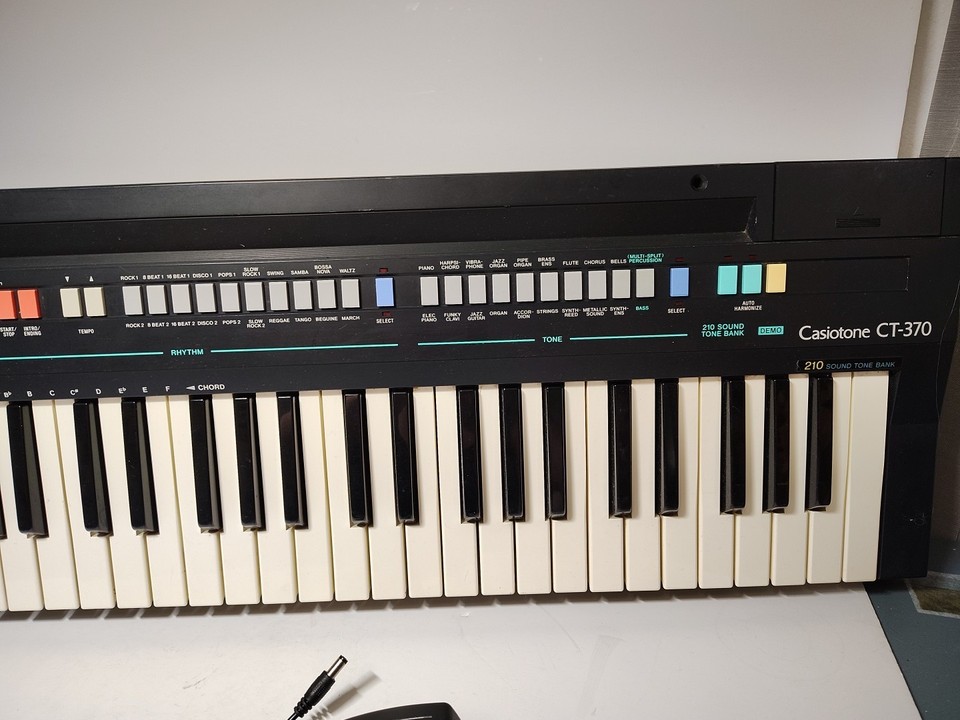 Casio Casiotone CT-370 Electronic Keyboard Made In Japan W/ Adapter ...