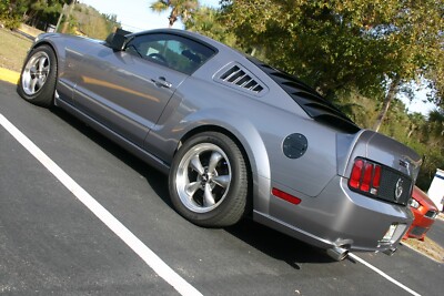 SHR Flush-Mount Quarter Vent Louvers (pair) UNPAINTED fits 2005-2009 ...