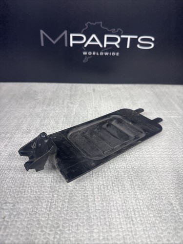 18-23 BMW F90 M5 FRONT WHEEL ARCH FLOOR ACCESS COVER LID 51718070703 ...