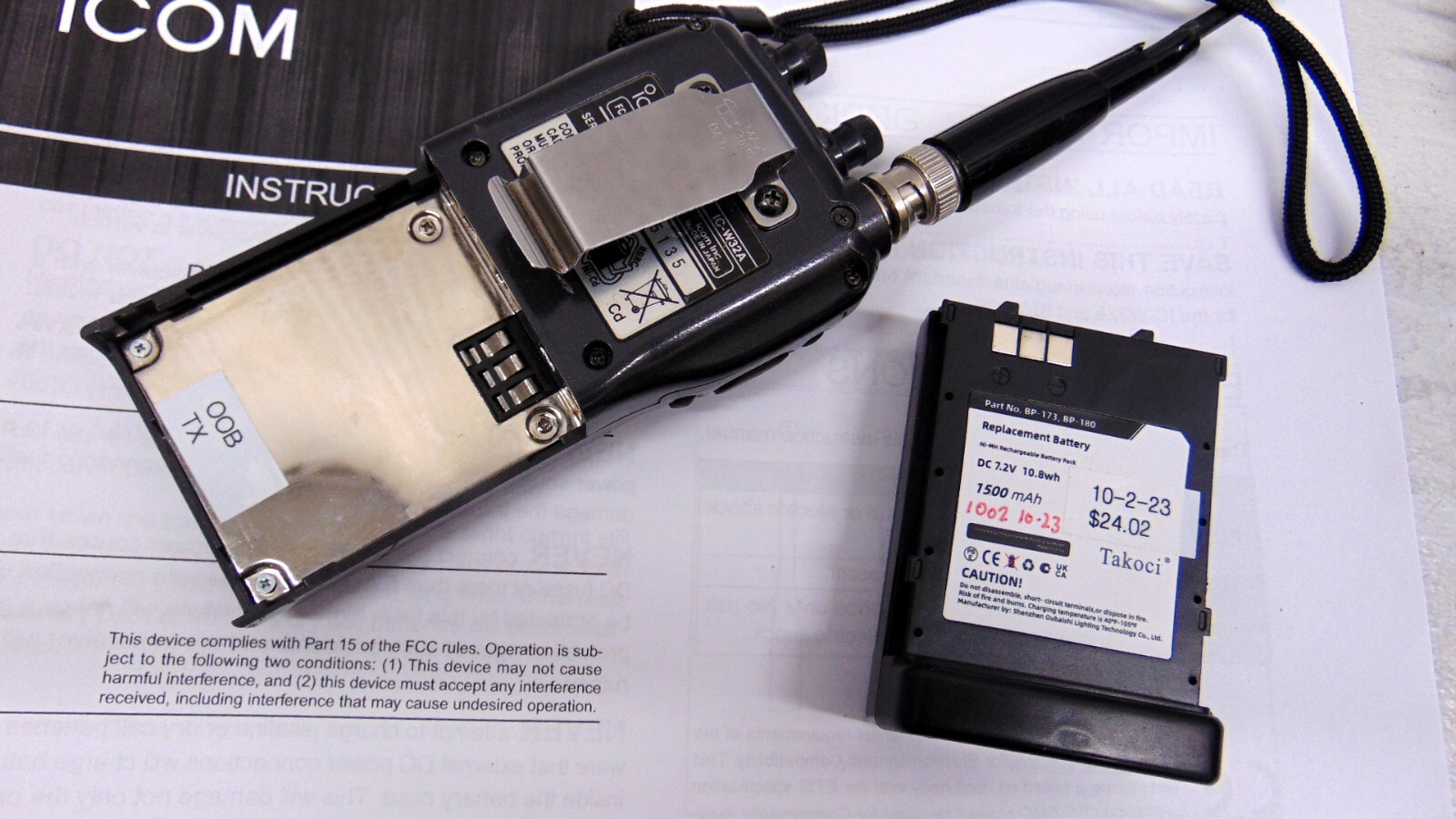 Icom IC-W32A Dual Band HT With Extended TX/RX +Manual NEW Battery ...