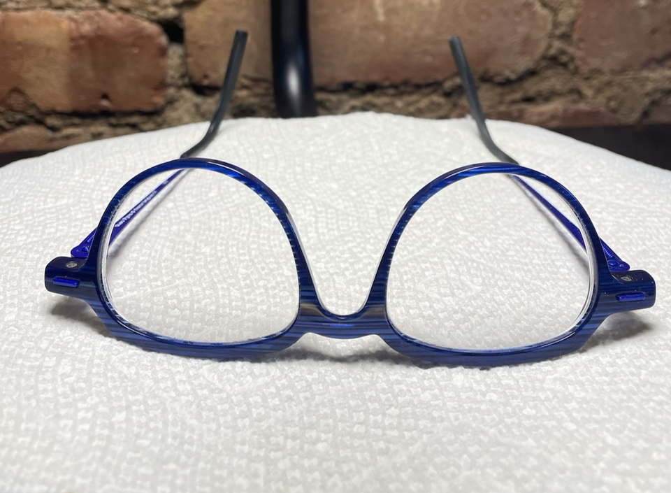 Theo for Anne et Valentin, Theo Pyra frame 009 eye glass frames, blue ...