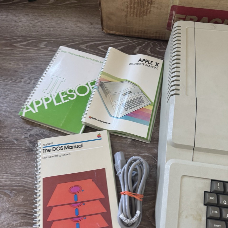 Vintage Apple II Plus Computer A2S1016 With Original Box | eBay