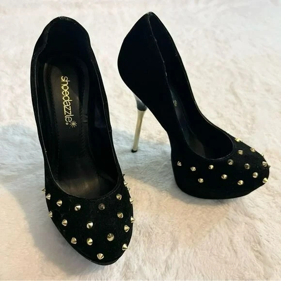 Studded Black Platform Pumps