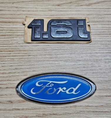 FORD ESCORT MK3 XR3 RS 1600i REAR BADGE 6129395 NEW OLD STOCK RARE ...