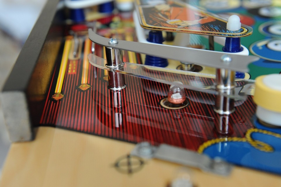 Spectacular! Eight ball Deluxe Collector Pinball MACHINE clean!! New ...