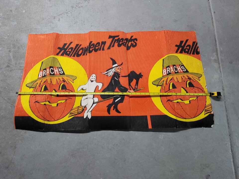 Brach's Halloween Corrugated Cardboard Store Display Piece 1977 Vintage ...