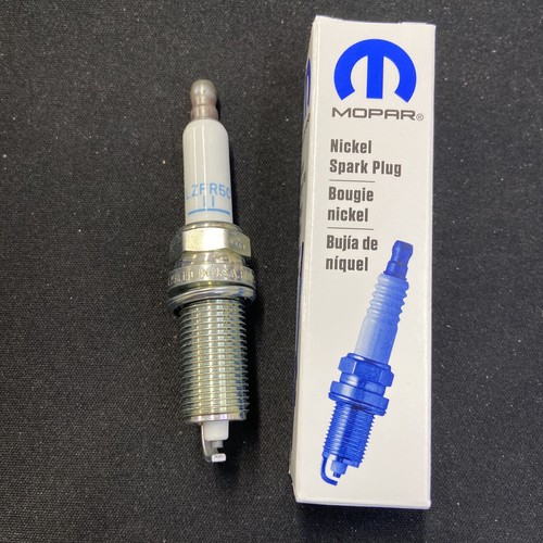 NEW GENUINE MOPAR SPARK PLUG FOR JEEP DODGE CHRYSLER SPLZFR5C11 (8PCS ...
