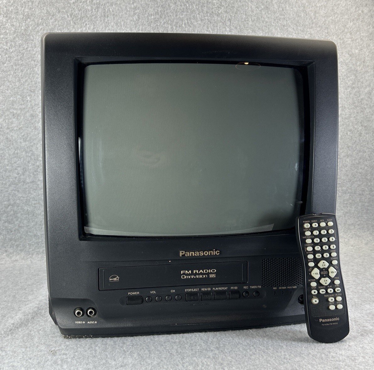 Panasonic 13 Inch CRT TV/VHS VCR Combo OmniVision FM Radio PV-C1322 ...
