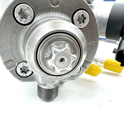 CP4 Fuel Injection Pump 04123934 0445020526 04123891 for Deutz TCD 3.6 ...
