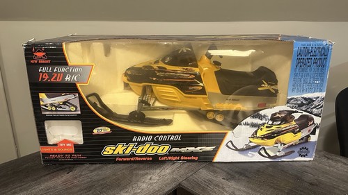 Vintage 1/5 scale Ski-Doo MXZ800 Snowmobile RC New Bright Toy Rare IN ...