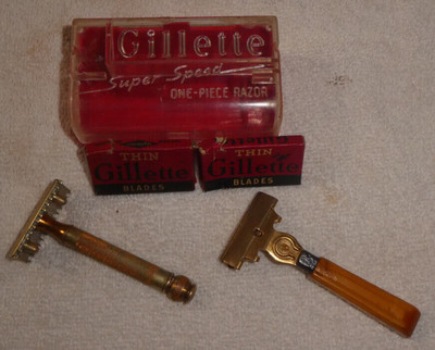 LOT of 2 Vintage Gillette Super Speed 1-PC Razor In Case, Schick ...