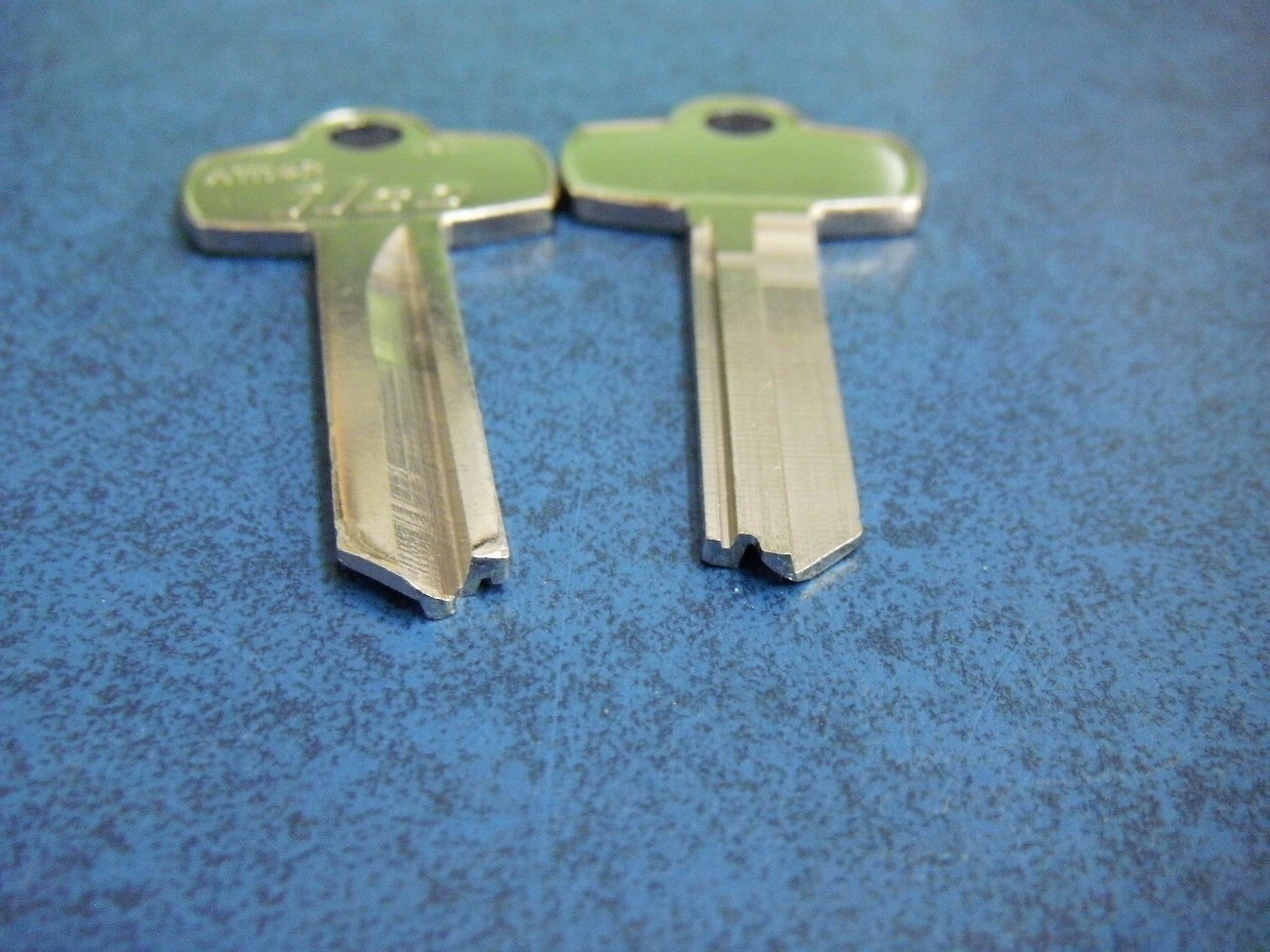 ILCO A1114R Key Blank Arrow Best Falcon Locks KAR 6125 | eBay