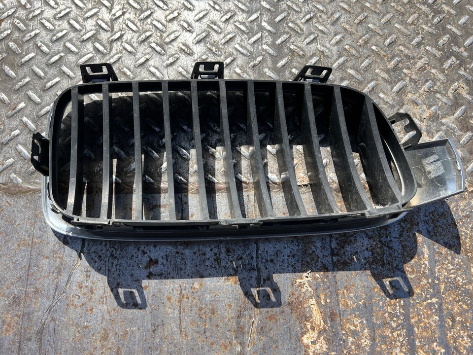 2013-2015 BMW 328i Right Side Grill | eBay
