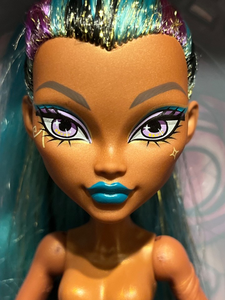 Monster High Nefera De Nile G3 Core Signature Teal Blue Green Hair Nude ...
