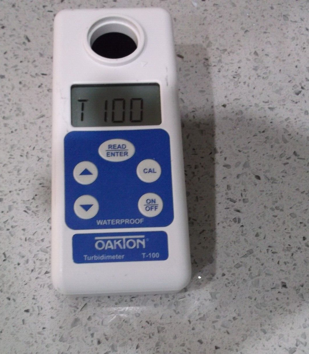 Oakton T-100 Turbidimeter Portable Waterproof Laboratory Analyzer ...
