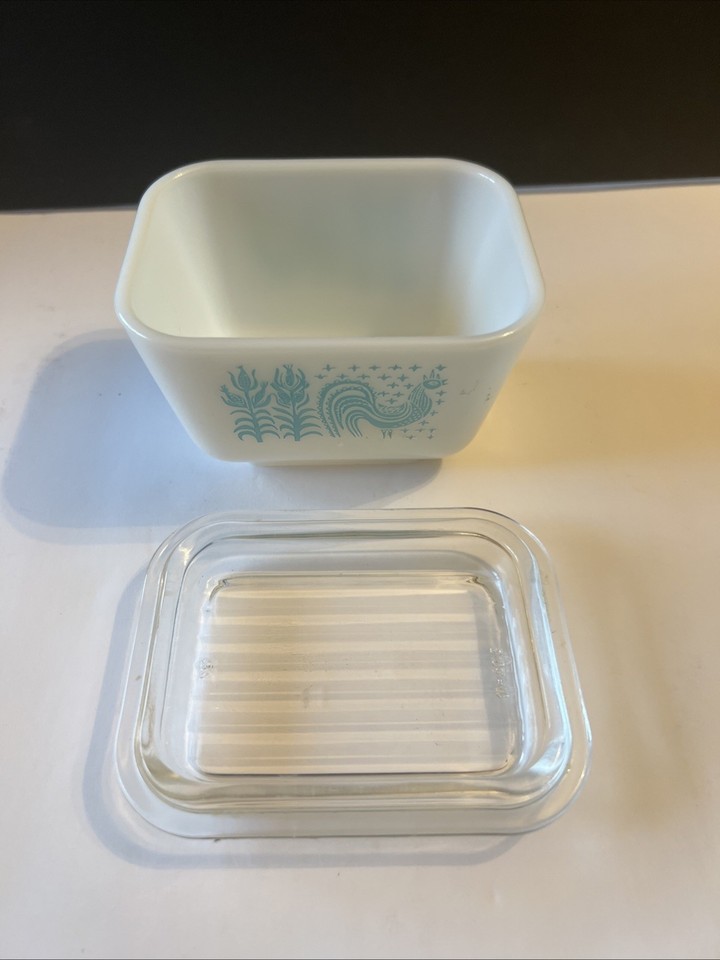 PYREX AMISH BUTTERPRINT Turquoise Rooster 502 Refrigerator Dish W/Lid 1 ...