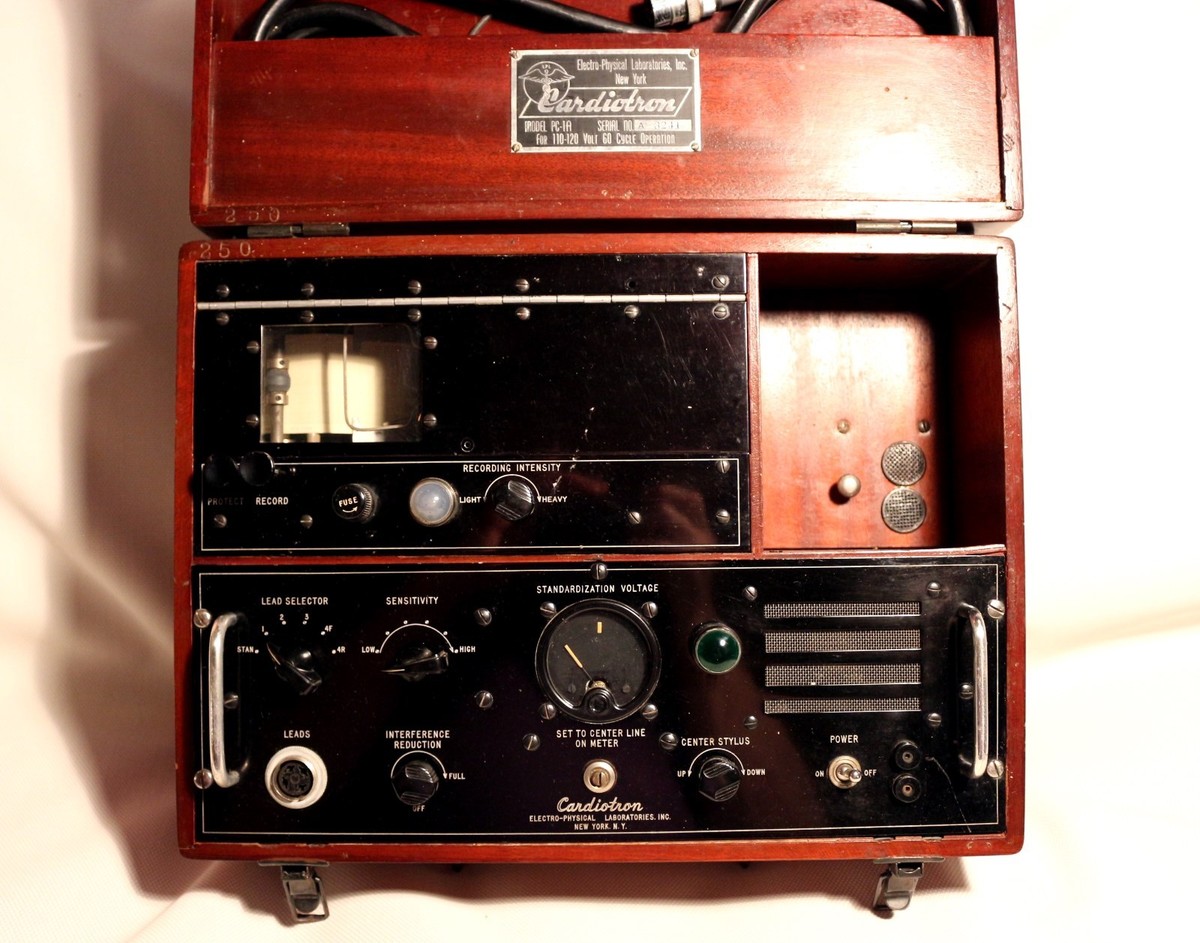 Old Ekg Machines Welch Allyn CP100 EKG Machine