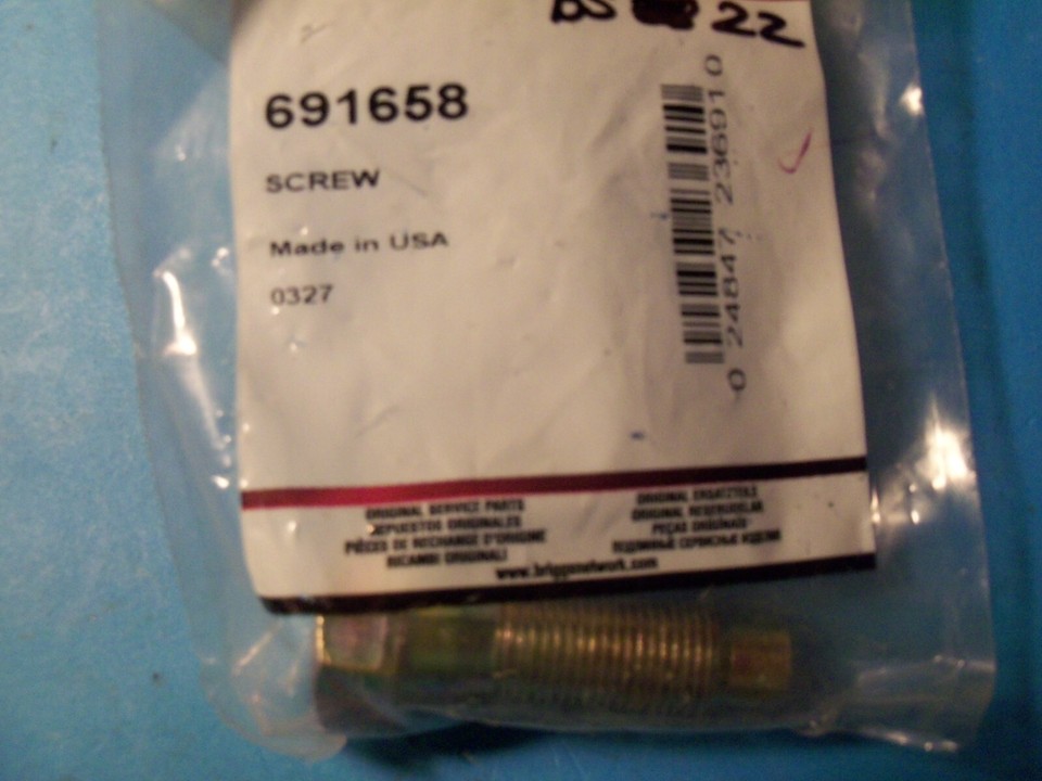 OEM Briggs & Stratton 691658 Shoulder Screw NEW B56A MD34 | eBay