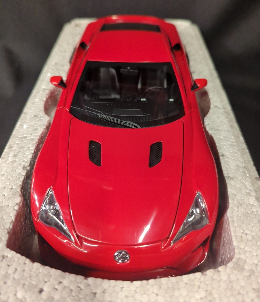 AUTOart 1/18 SIGNATURE 78833 LEXUS LFA RED | eBay AUTOart 1/18 SIGNATURE 78833 LEXUS LFA RED | eBay