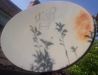 LARGE DISH NETWORK PLUS SATELLITE DISH WITH CORDS AND MOUNTING BRACKET ...