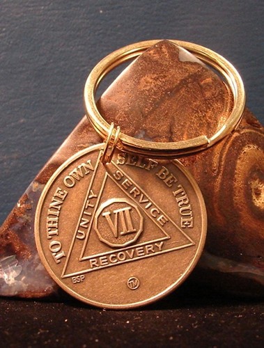 Alcoholics Anonymous AA 7 Year Keychain Bronze medallion Coin key ring ...