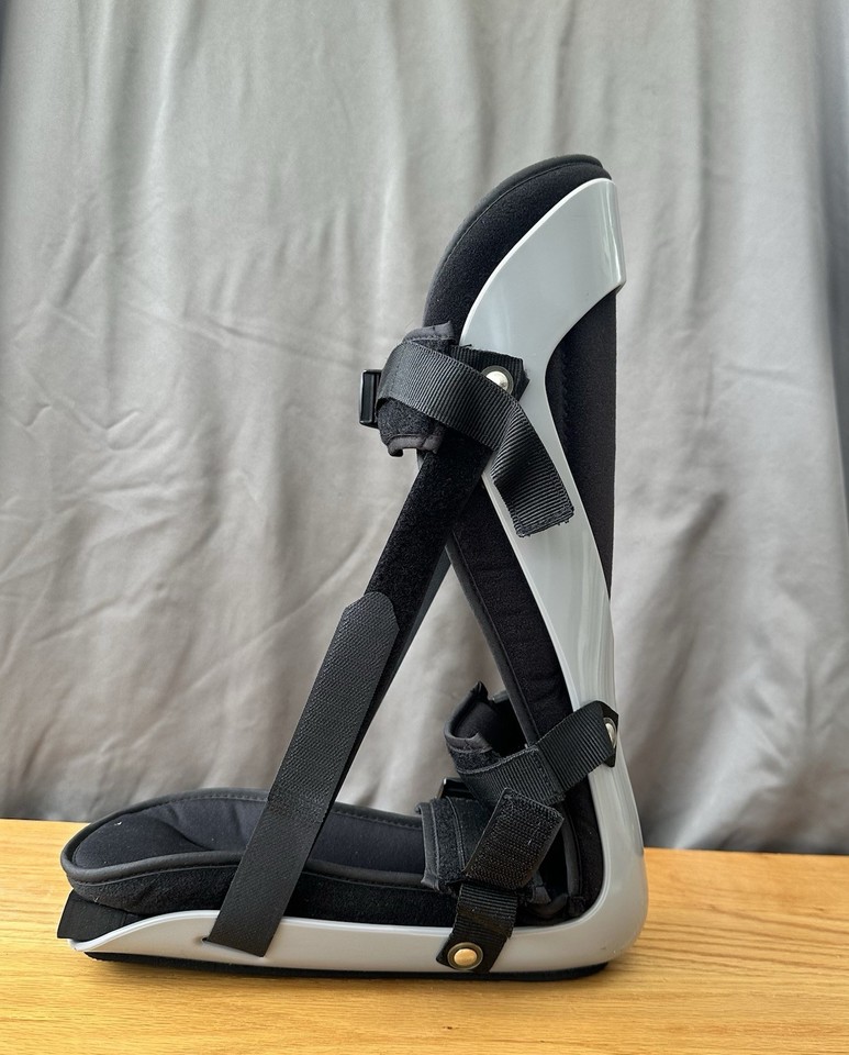 Medium Adjustable Night Splint For Plantar Fasciitis and Achilles ...