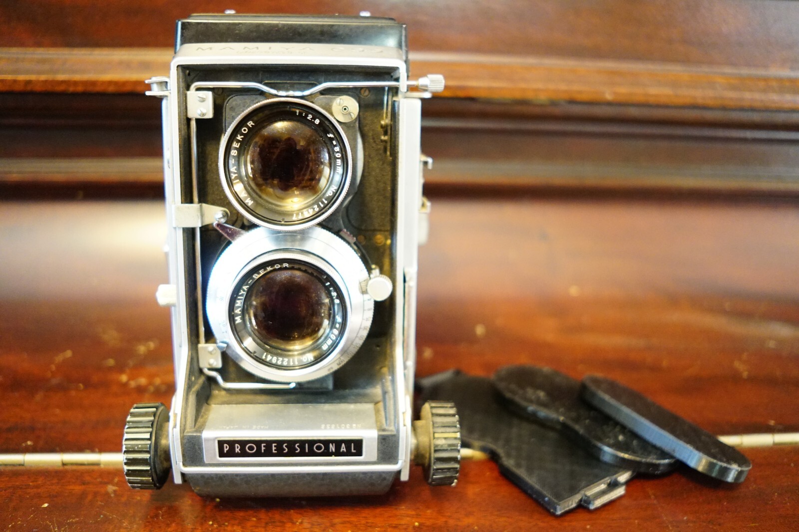 Vintage Mamiya C33 Professional 6x6 120 TLR Camera Twin Lens Reflex ...