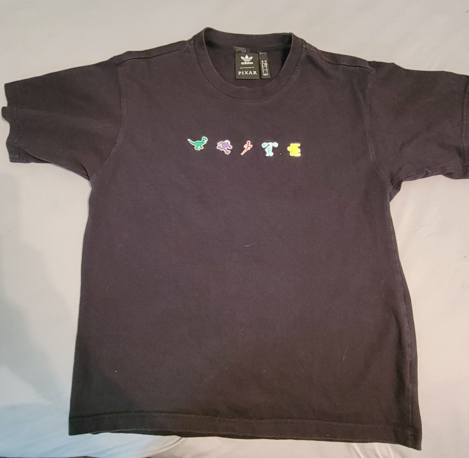 ADIDAS PIXAR COLLAB BLACK MANGA SS TEE SHIRT, S - Gem