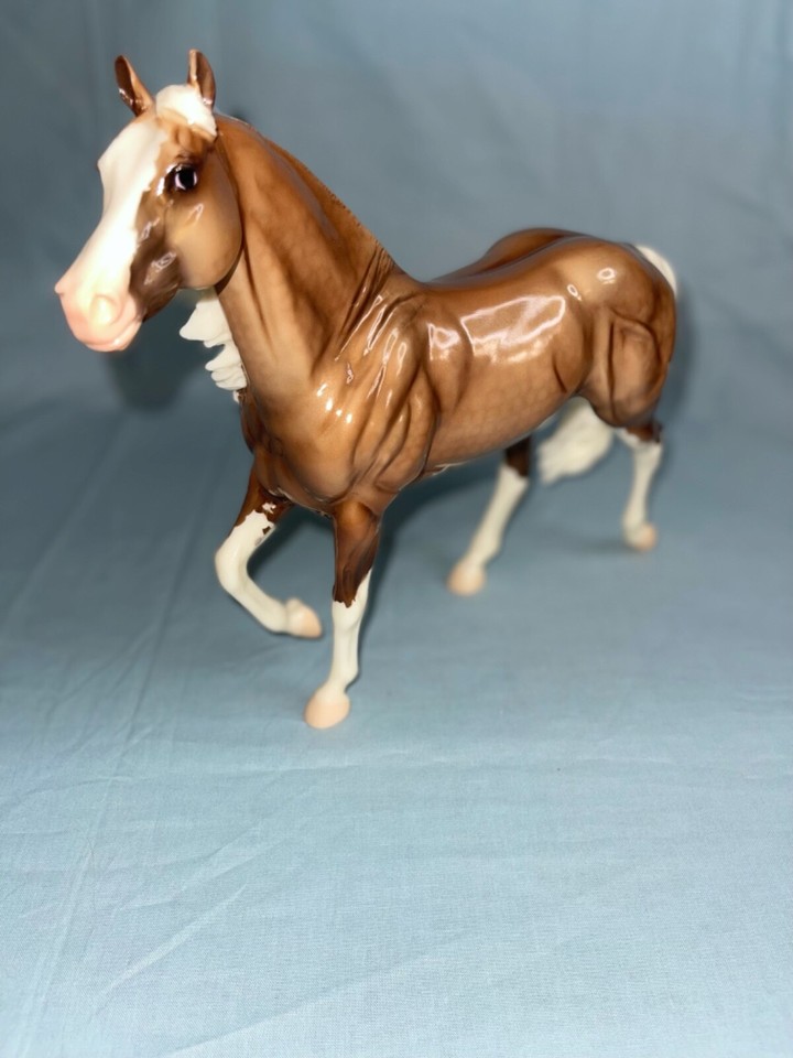 Breyer 2008 “Big Chex to Cash” glossy chestnut pinto Smart Chic Olena ...