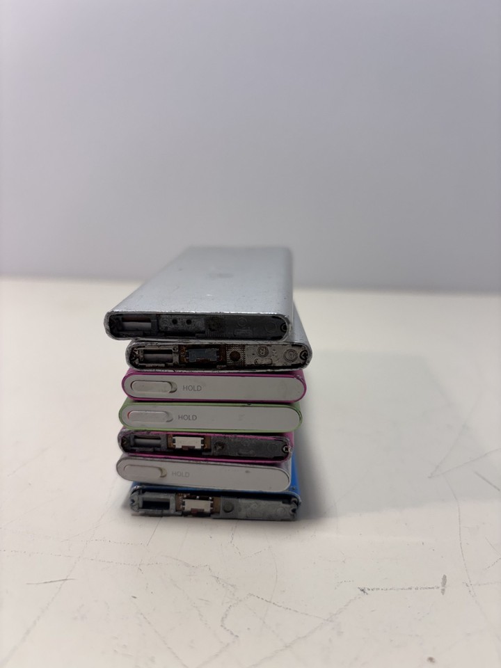 Lot of 7 Apple iPods A1199 for Parts - Not Working 6-4gb & 1-2gb | eBay