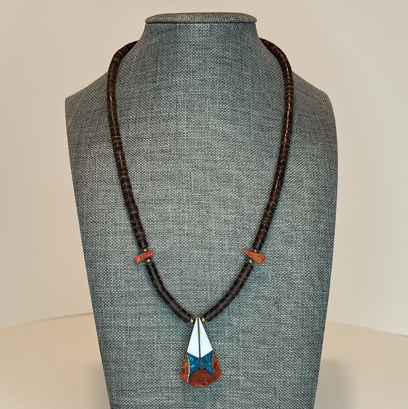 Vintage Unique Native American Style Heishe Necklace … - Gem