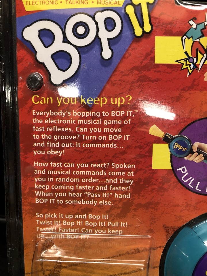 Vintage Bop It 1996 Original Electronic Hand Held Talking Musical Game ...