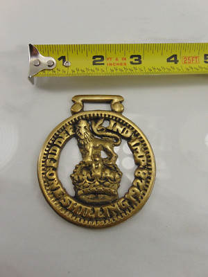 Vintage 1928 Brass Horse Bridle Medallion One Shilling Fid Def Ind Imp ...