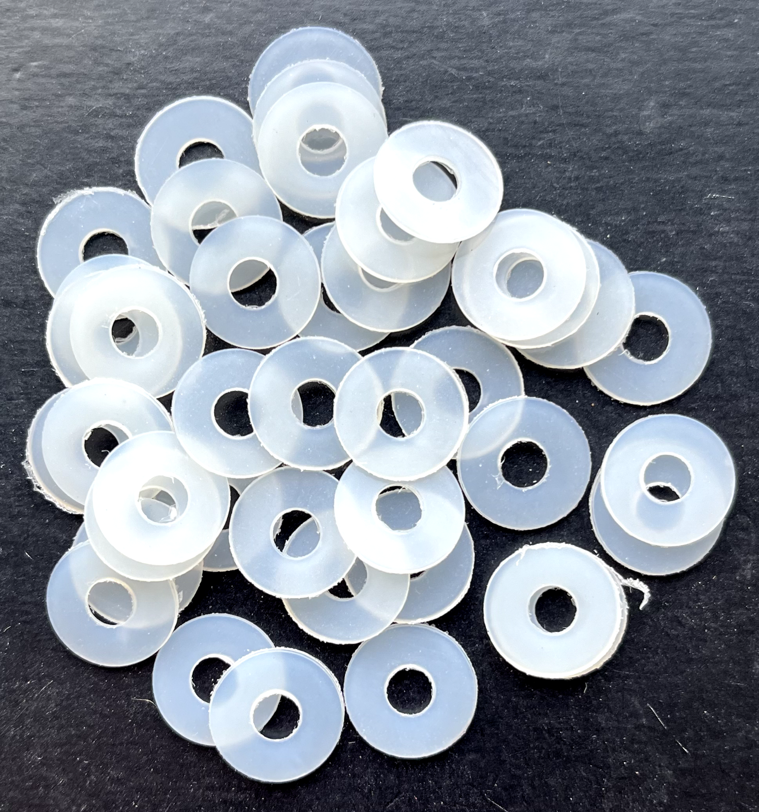 M4 Flat Nylon Washers- 13mm O/D X 4.5mm I/D X 0.7mm Thk | eBay UK