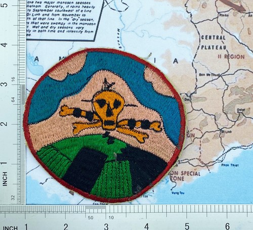 Patch , USAAF , 365th BOMB SQUADRON , Skull Crossed Bones Flight Patch ...