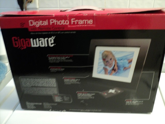 Gigaware 8" Digital Photo Frame W/ Remote - 16mb Plus 4gb SDHC Card for ...