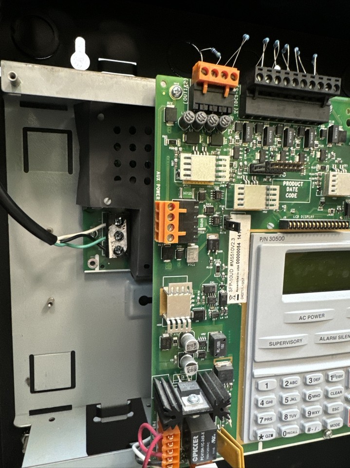 Notifier SFP-10UD Fire Alarm Panel 10 Zone 7 Amp | eBay